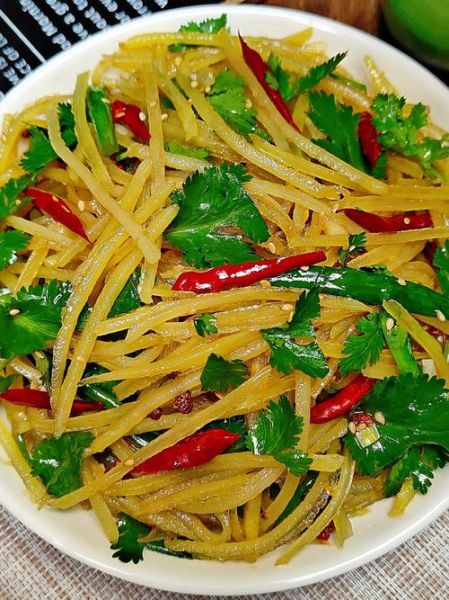 土豆丝怎么炒才脆_土豆丝的做法大全好吃-第1张图片-山城妙识