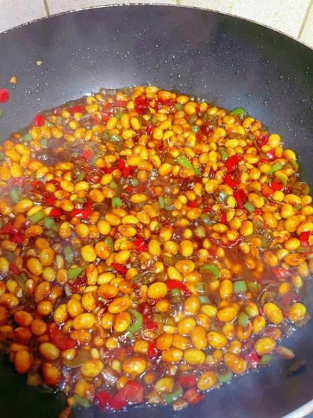 自制黄豆辣椒酱怎么做_家常做法详细步骤-第3张图片-山城妙识