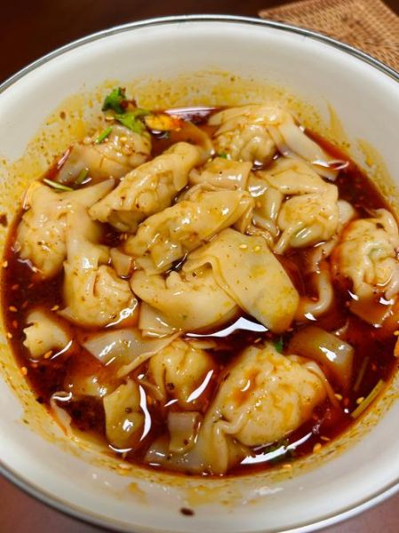 红油抄手怎么做_红油抄手配方比例-第2张图片-山城妙识 红油抄手怎么做_红油抄手配方比例-第2张图片-山城妙识