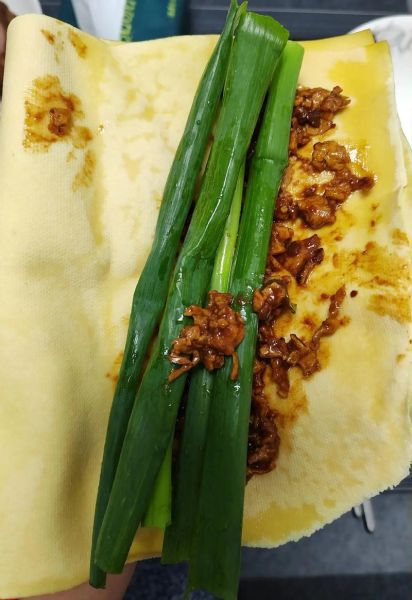 干豆腐卷大葱的热量是多少_减肥能吃吗-第2张图片-山城妙识 干豆腐卷大葱的热量是多少_减肥能吃吗-第2张图片-山城妙识