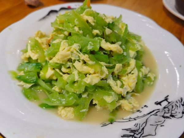 苦瓜炒蛋怎么炒不苦_苦瓜炒蛋怎么做才好吃-第1张图片-山城妙识