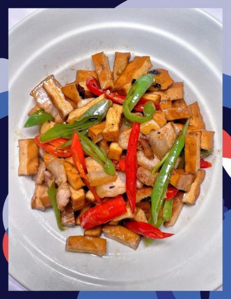 香干炒肉片怎么做_香干炒肉片的家常做法-第1张图片-山城妙识