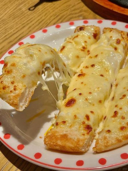 马苏里拉芝士热量是多少_减肥能吃吗-第1张图片-山城妙识