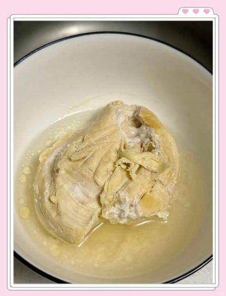 猫咪鸡胸肉怎么煮_煮鸡胸肉后猫咪不吃怎么办-第1张图片-山城妙识