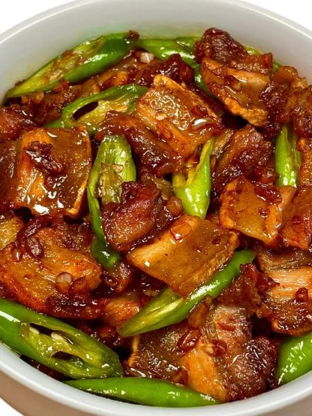 小炒回锅肉怎么做_回锅肉先煮还是先炒-第1张图片-山城妙识