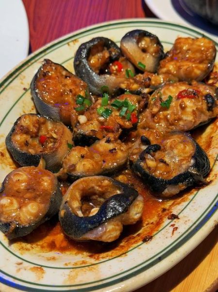 清蒸鳗鱼怎么做_清蒸鳗鱼蒸多久-第1张图片-山城妙识 清蒸鳗鱼怎么做_清蒸鳗鱼蒸多久-第1张图片-山城妙识