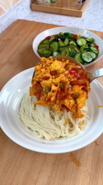 西红柿鸡蛋拌面怎么做_西红柿鸡蛋拌面热量高吗-第2张图片-山城妙识