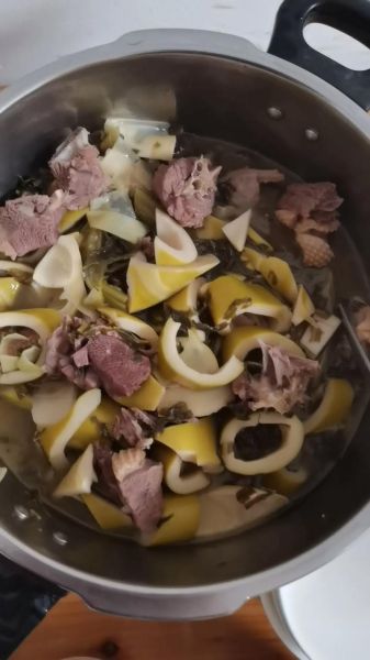 板鸭冬笋汤怎么做_板鸭冬笋汤正宗做法-第1张图片-山城妙识 板鸭冬笋汤怎么做_板鸭冬笋汤正宗做法-第1张图片-山城妙识