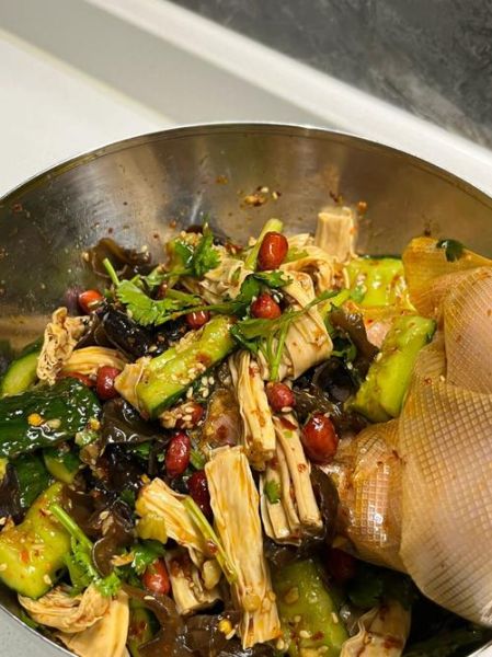 夏天凉拌菜怎么做_凉拌菜需要焯水吗-第3张图片-山城妙识