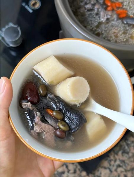 喝什么汤补肾_肾虚喝什么汤最好-第3张图片-山城妙识