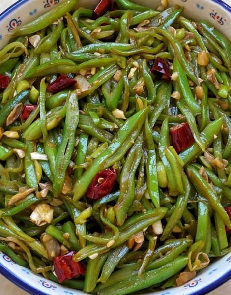 清炒豆角怎么做好吃_清炒豆角的家常做法-第1张图片-山城妙识