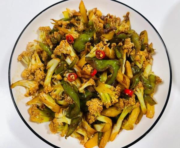 干锅菜花不放肉怎么做_干锅菜花最正宗的做法-第3张图片-山城妙识