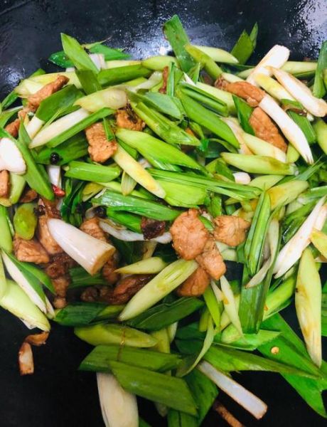 蒜苗炒肉丝隔夜能吃吗_怎么保存才安全-第3张图片-山城妙识