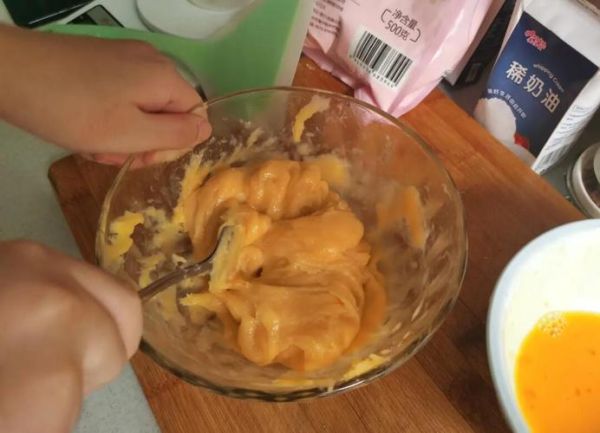 卡仕达酱泡芙怎么做_卡仕达酱泡芙失败原因-第1张图片-山城妙识 卡仕达酱泡芙怎么做_卡仕达酱泡芙失败原因-第1张图片-山城妙识