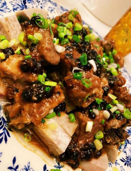 荔浦芋头蒸排骨怎么做_荔浦芋头蒸排骨蒸多久-第3张图片-山城妙识