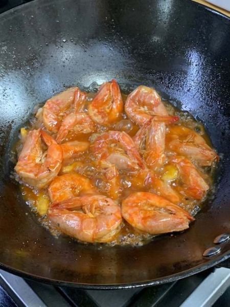 红烧基围虾怎么做_红烧基围虾用焯水吗-第3张图片-山城妙识