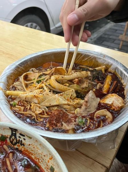 哪里的麻辣烫最正宗_麻辣烫哪里最地道-第3张图片-山城妙识