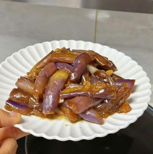 炒茄子最简单的做法_茄子怎么炒才好吃-第3张图片-山城妙识 炒茄子最简单的做法_茄子怎么炒才好吃-第3张图片-山城妙识