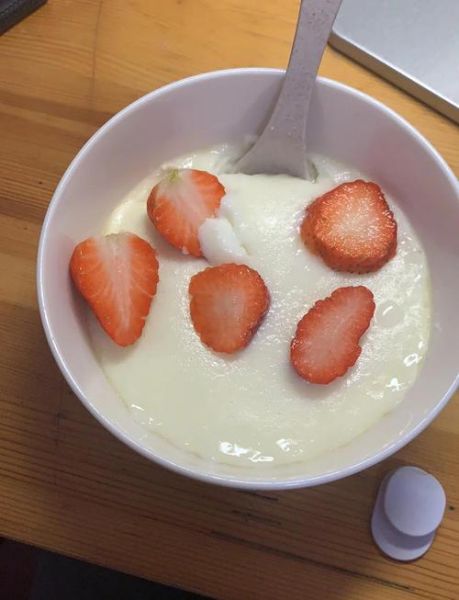 双皮奶怎么去蛋清腥味_蛋清腥味去除技巧-第3张图片-山城妙识 双皮奶怎么去蛋清腥味_蛋清腥味去除技巧-第3张图片-山城妙识