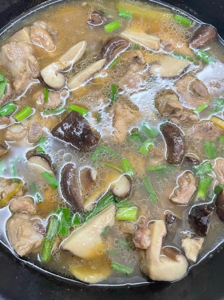 香菇排骨汤的做法大全_香菇排骨汤怎么炖好喝-第2张图片-山城妙识
