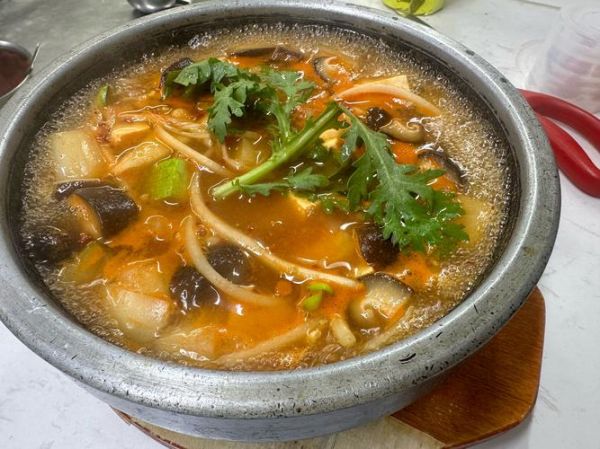 大酱汤的家常做法_大酱汤用什么食材-第1张图片-山城妙识 大酱汤的家常做法_大酱汤用什么食材-第1张图片-山城妙识