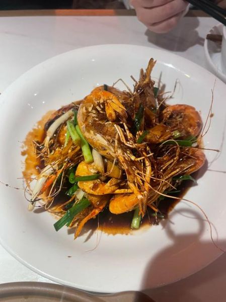 上海老饭店油爆虾怎么做_正宗油爆虾秘诀-第1张图片-山城妙识