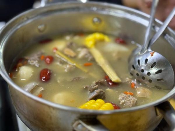 羊肉火锅汤底怎么做_羊肉火锅汤底去腥窍门-第3张图片-山城妙识