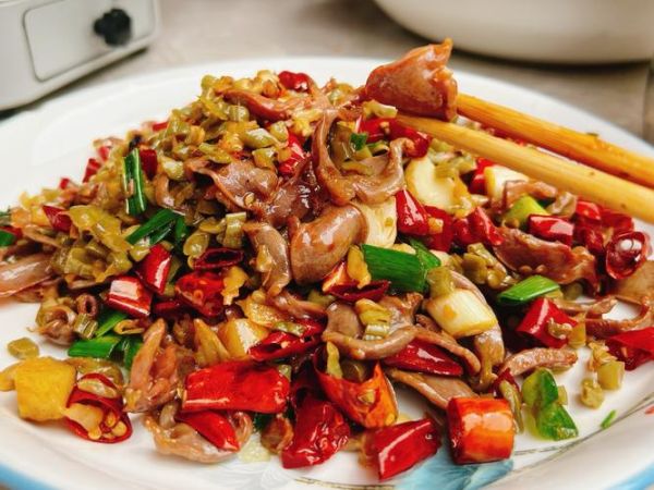 辣炒鸡杂怎么做_辣炒鸡杂的家常做法-第2张图片-山城妙识 辣炒鸡杂怎么做_辣炒鸡杂的家常做法-第2张图片-山城妙识