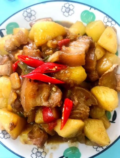 土豆炖猪肉怎么做才入味_土豆炖猪肉的窍门-第2张图片-山城妙识
