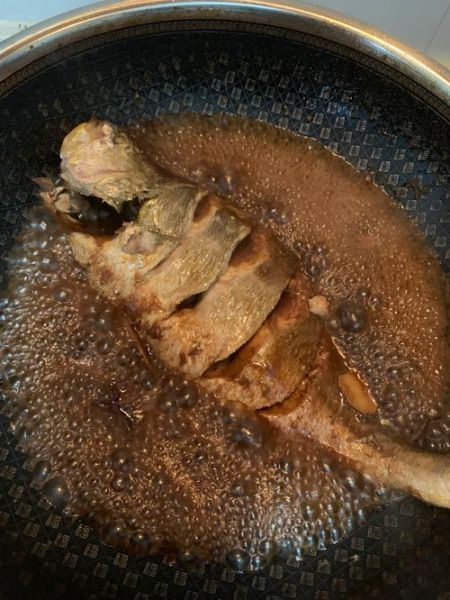 侉炖鱼怎么做才入味_侉炖鱼的家常做法窍门-第2张图片-山城妙识