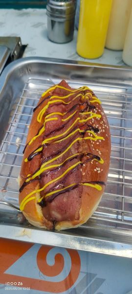 芝士热狗怎么做_芝士热狗热量高吗-第1张图片-山城妙识 芝士热狗怎么做_芝士热狗热量高吗-第1张图片-山城妙识