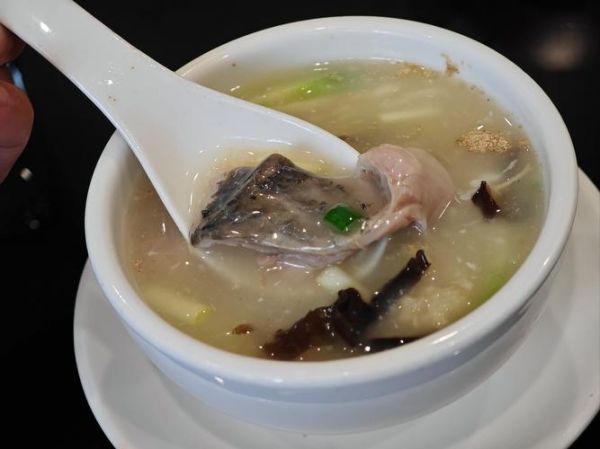 怎样炖鲫鱼汤好喝又有营养_鲫鱼汤怎么炖才白又浓-第3张图片-山城妙识