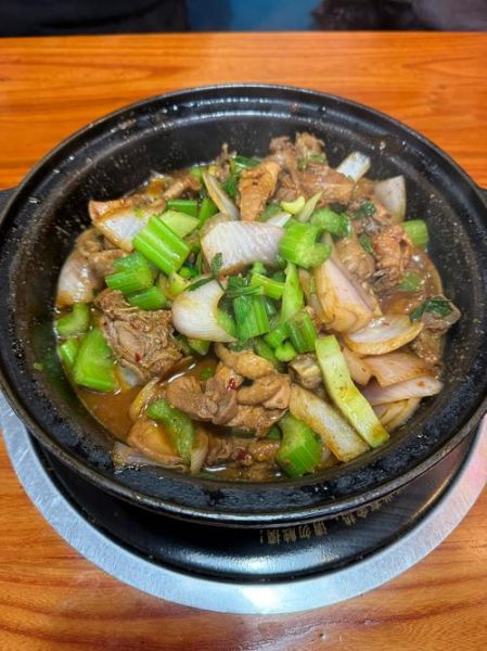 重庆鸡公煲为什么叫重庆_鸡公煲与重庆关系-第1张图片-山城妙识 重庆鸡公煲为什么叫重庆_鸡公煲与重庆关系-第1张图片-山城妙识