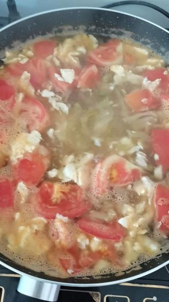 番茄榨菜蛋汤怎么做_番茄榨菜蛋汤热量高吗-第1张图片-山城妙识