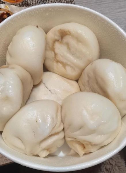 卖小笼包太难了_如何吸引顾客-第1张图片-山城妙识 卖小笼包太难了_如何吸引顾客-第1张图片-山城妙识