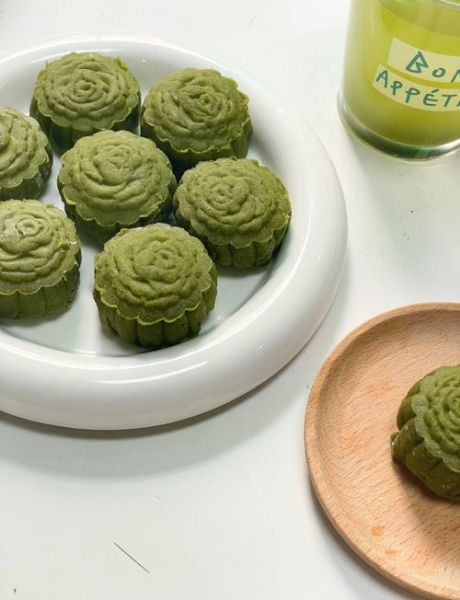 抹茶冰皮月饼怎么做_配方比例是多少-第1张图片-山城妙识