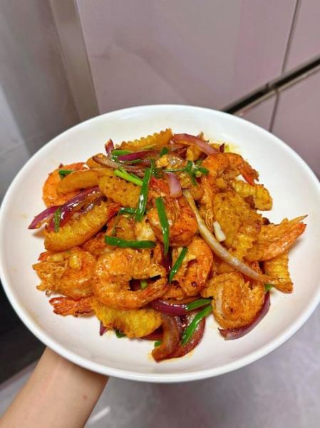 土豆干锅虾怎么做_干锅虾用哪种虾最好-第1张图片-山城妙识