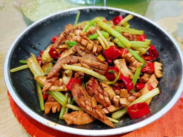 腰花怎么炒才嫩_腰花去腥焯水还是腌制-第2张图片-山城妙识