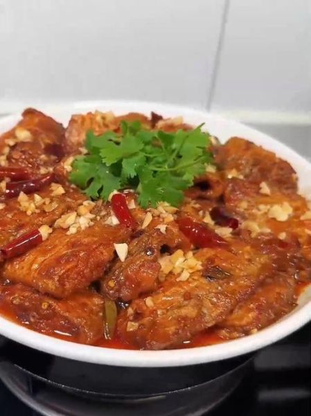 红烧带鱼段怎么做_带鱼段怎么烧不腥-第1张图片-山城妙识