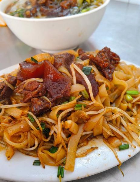 怎样炒河粉好吃又简单_河粉怎么炒不粘锅-第2张图片-山城妙识 怎样炒河粉好吃又简单_河粉怎么炒不粘锅-第2张图片-山城妙识