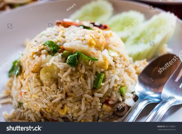 how_to_cook_fried_rice_with_mixed_ingredients-第2张图片-山城妙识