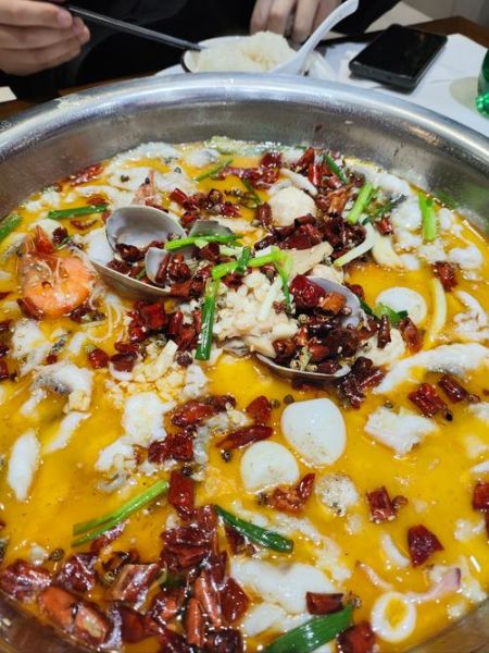 正宗黑鱼水煮鱼怎么做_水煮鱼片嫩滑不碎技巧-第2张图片-山城妙识