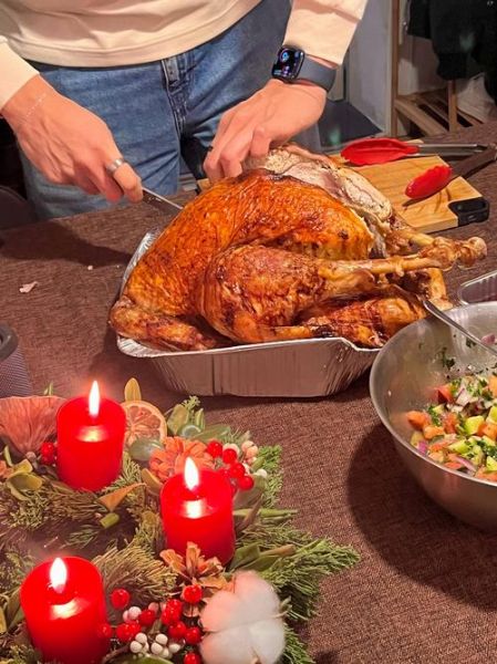 圣诞烤火鸡怎么做_烤火鸡腌制多久才入味-第2张图片-山城妙识