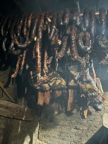 怎样在家自制烟熏腊肉_自制烟熏腊肉需要哪些材料-第3张图片-山城妙识 怎样在家自制烟熏腊肉_自制烟熏腊肉需要哪些材料-第3张图片-山城妙识