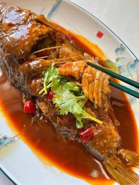 红烧鱼怎么做才入味_家常红烧鱼的做法步骤-第2张图片-山城妙识