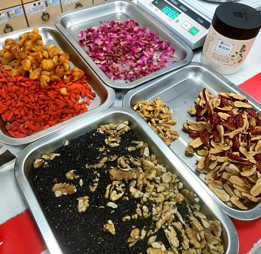 阿胶膏的做法_阿胶膏怎么熬制不腥-第1张图片-山城妙识