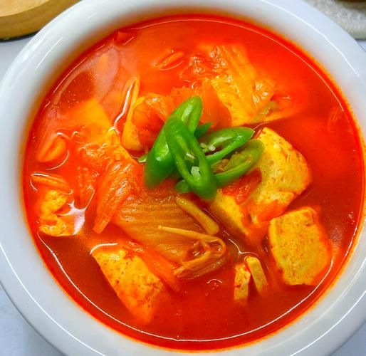 辣白菜豆腐汤怎么做_辣白菜豆腐汤正宗做法-第2张图片-山城妙识