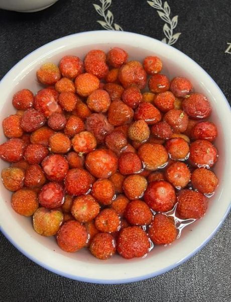 草莓酱能做什么_草莓酱的吃法大全-第1张图片-山城妙识 草莓酱能做什么_草莓酱的吃法大全-第1张图片-山城妙识