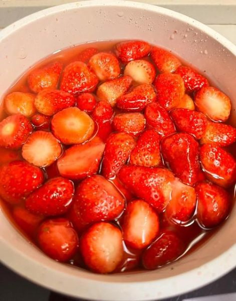 草莓酱能做什么_草莓酱的吃法大全-第2张图片-山城妙识 草莓酱能做什么_草莓酱的吃法大全-第2张图片-山城妙识