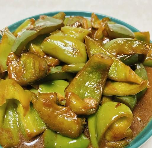 清炒菜椒怎么做_清炒菜椒要不要焯水-第1张图片-山城妙识